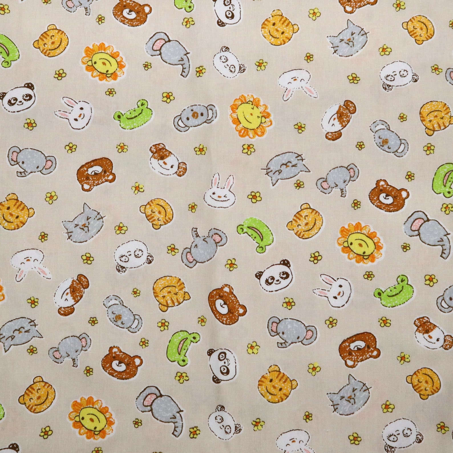 Lovely Animals Printed Cotton Fabric - Wildlife Cotton Fabric, Animal ...