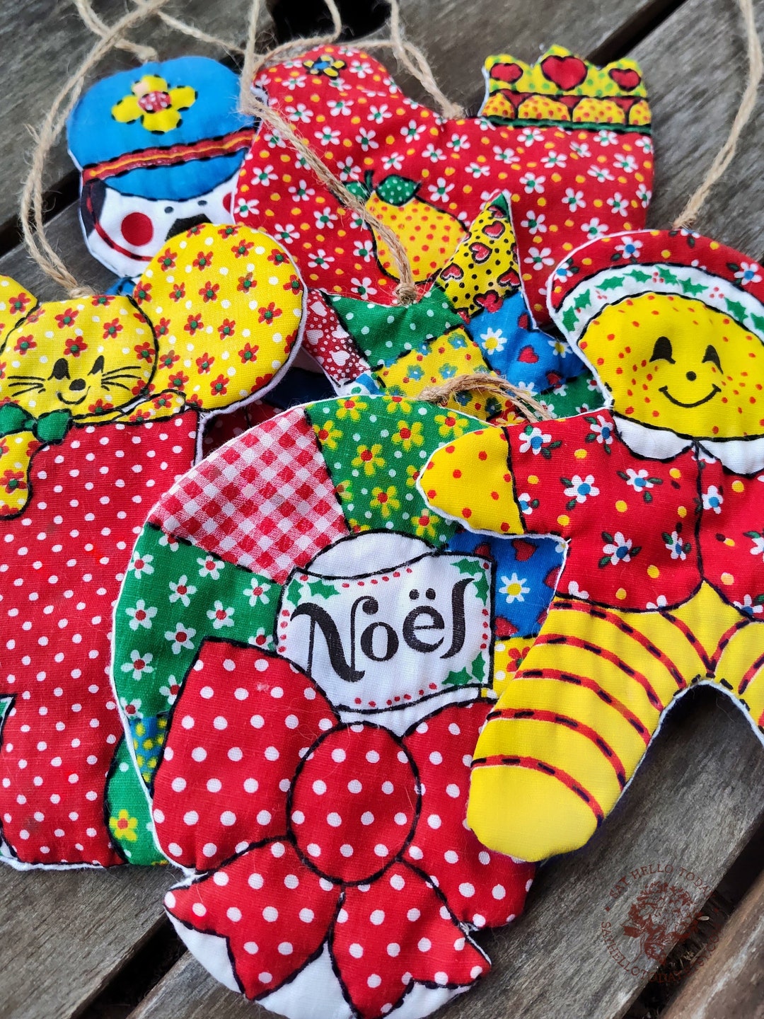 Vintage Quilted Christmas Ornaments: 1970s Spring Mills Fabric Panel - Etsy