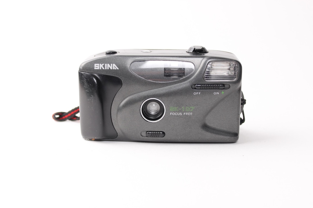 Retro Skina SK-107 35mm Film Camera - Vintage Point & Shoot With Flash ...