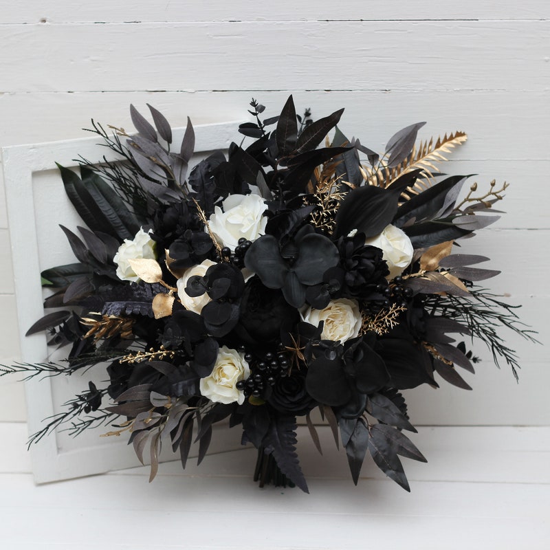 Black Bridal Bouquet - Etsy