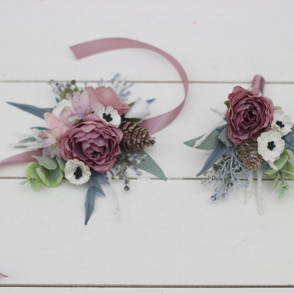 Winter Corsage - Etsy