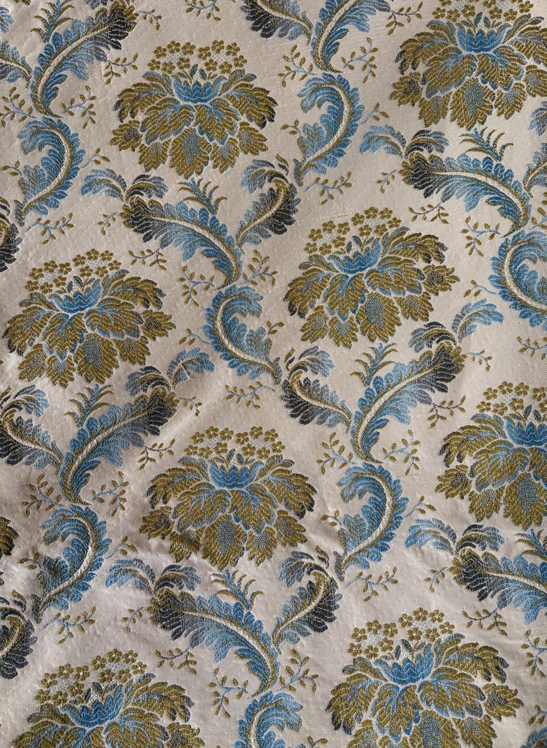 Vintage French Floral Cartouche Brocade Jacquard Interiors Furnishings ...