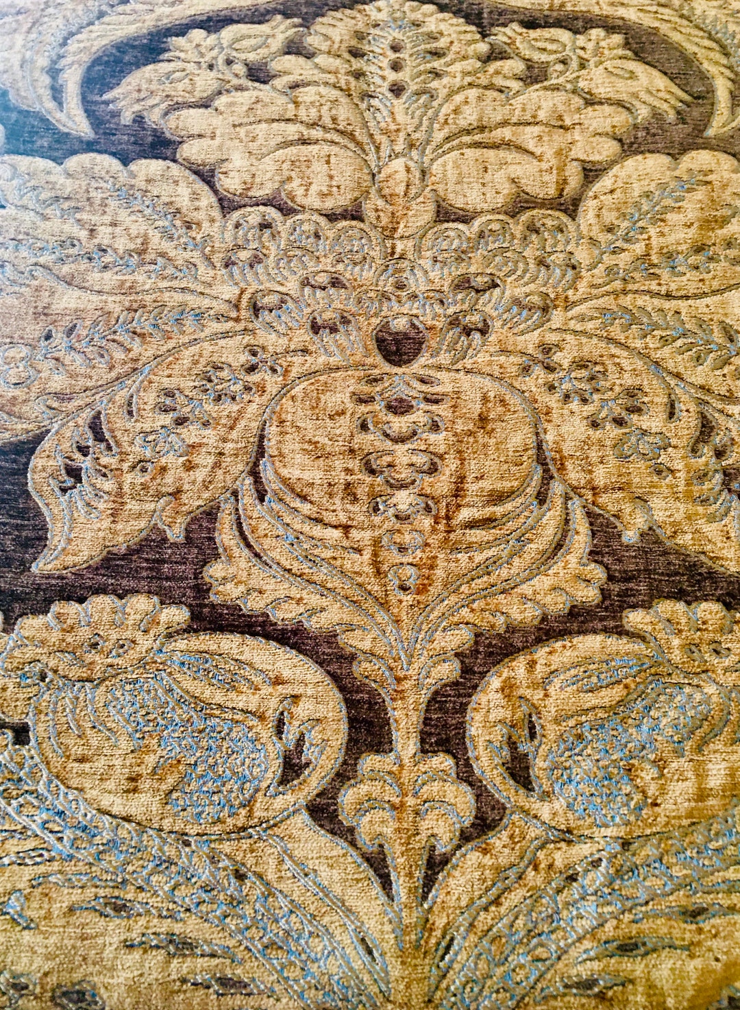 Gorgeous Exquisite Vintage Retro Renaissance Inspired Floral Cut Velvet ...