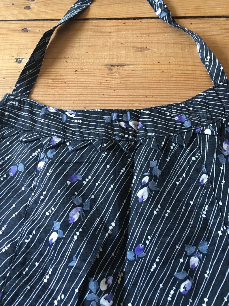 Antique French Apron ~ Geomtric Tulip Floral Cotton Fabric ~ Black ...