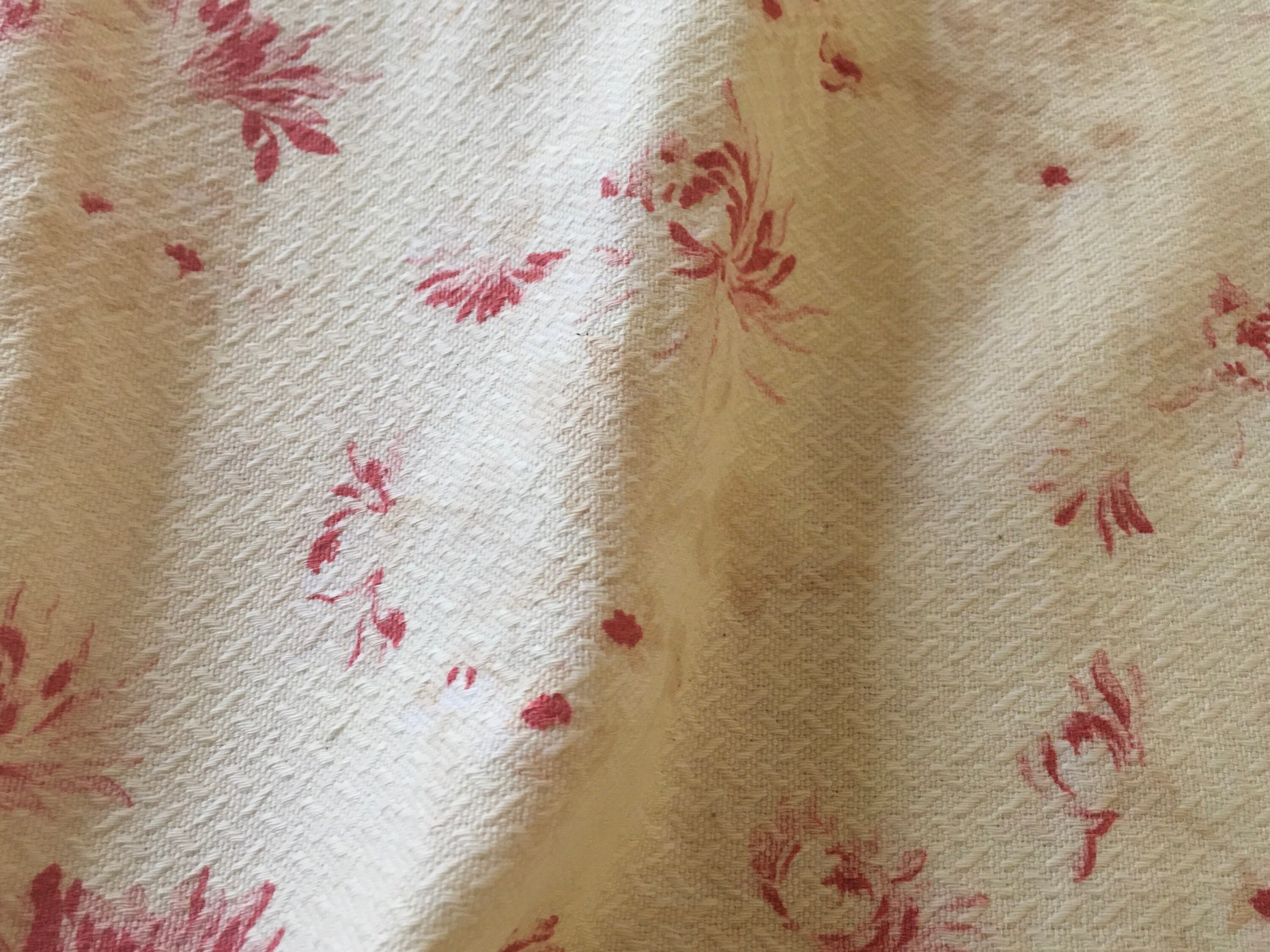 Beautiful Antique French Floral Mum Flower Cotton Fabric ~ Red Pink ...