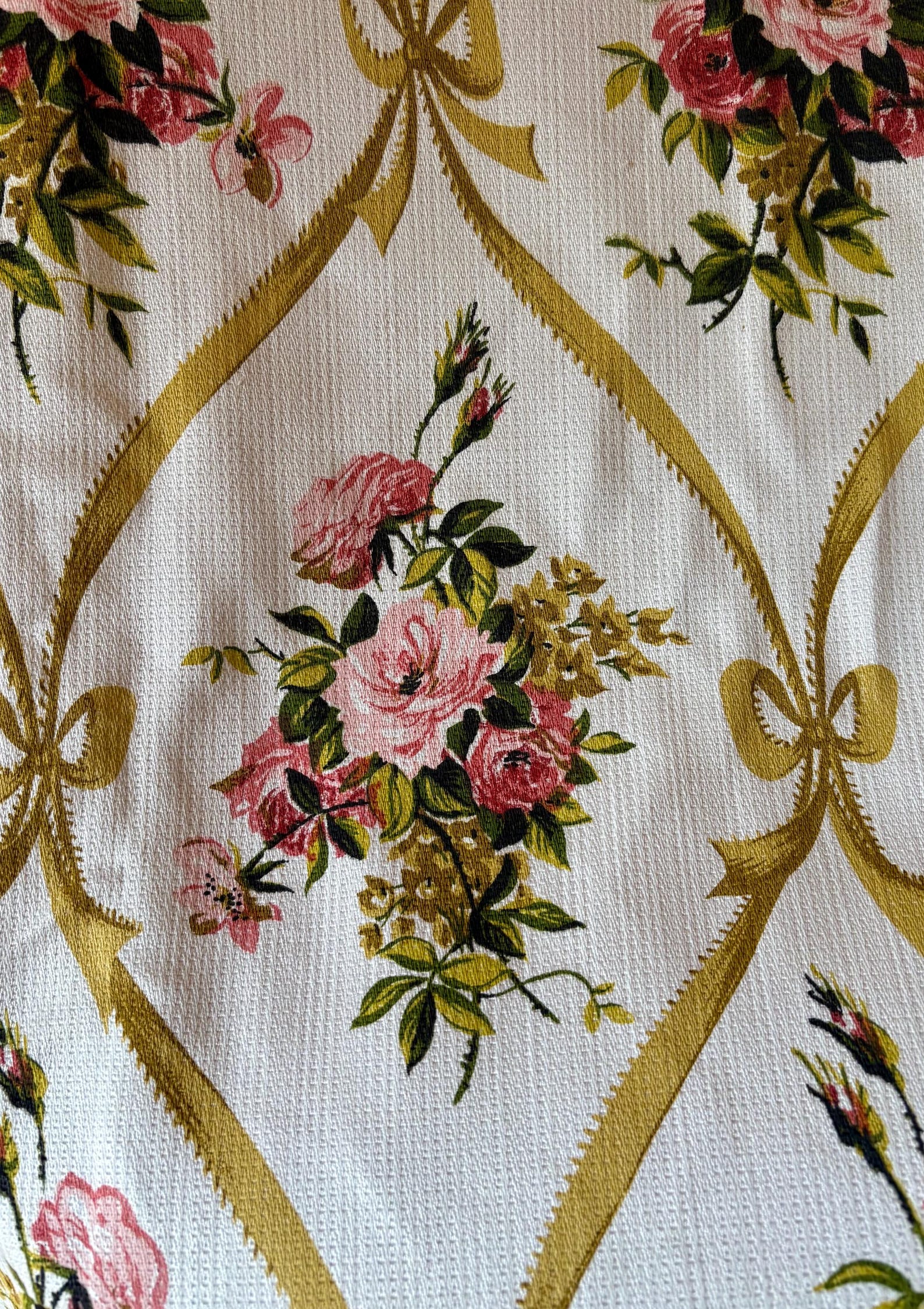 Beautiful Vintage Mid Century French Cottage Floral Roses Ribbon Bows ...