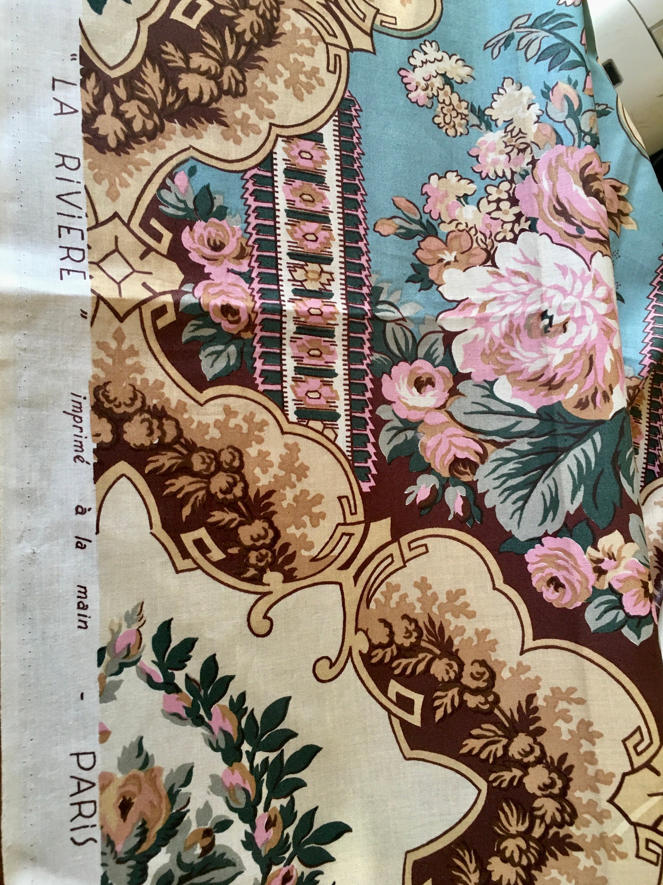Vintage French Floral Medallion Cartouche Interiors Cotton Fabric ...