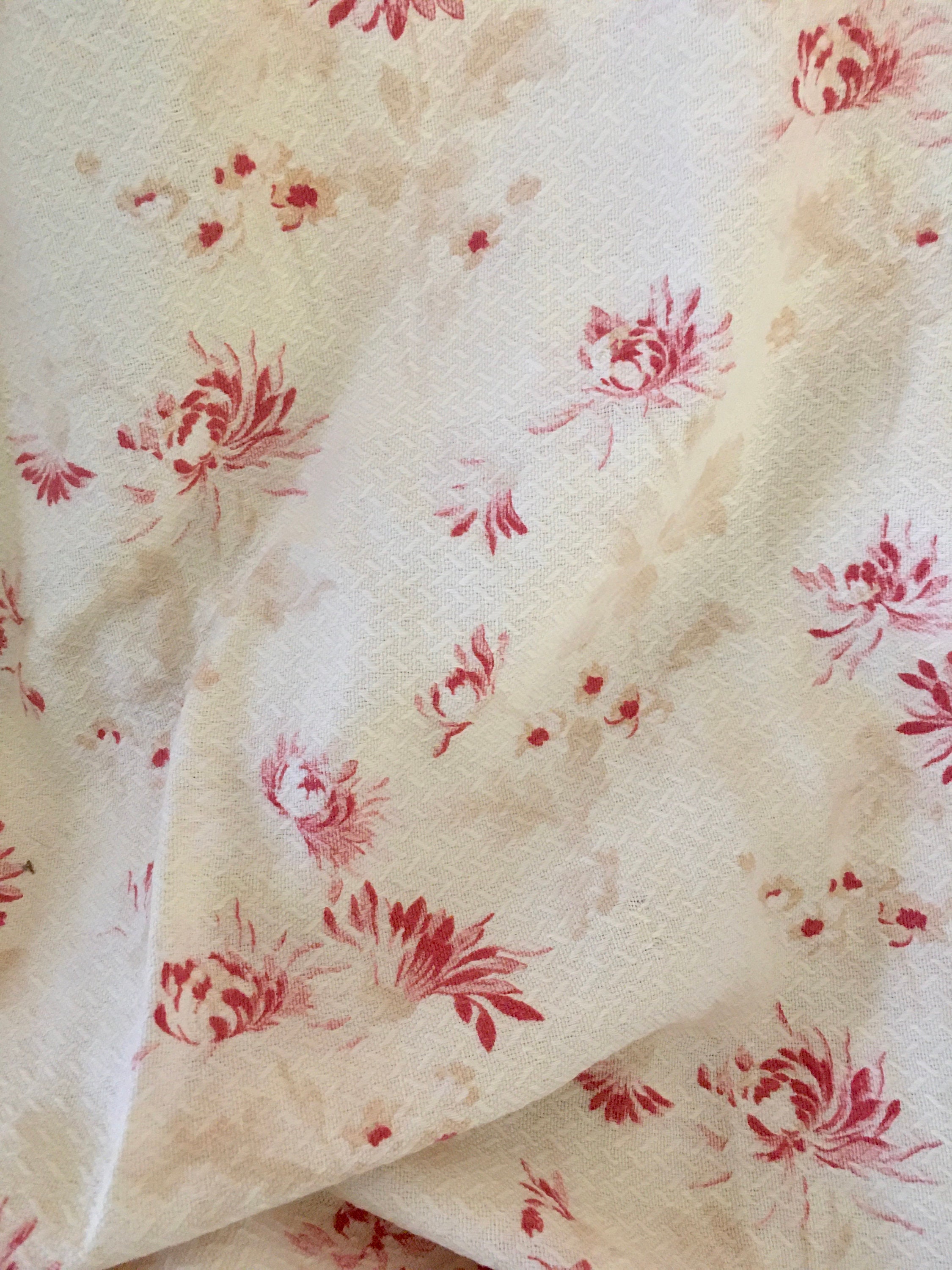 Beautiful Antique French Floral Mum Flower Cotton Fabric Red Pink Cream ...