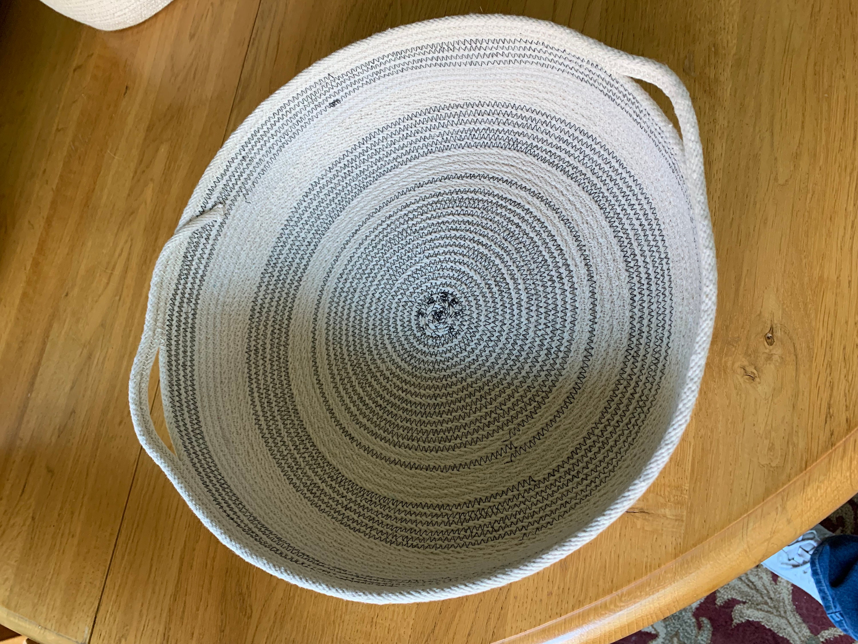 Round Shallow Basket Catch-all, Pie Carrier - Etsy