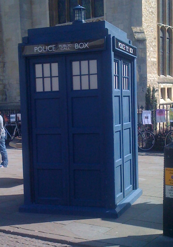 How To Build A Tardis Replica