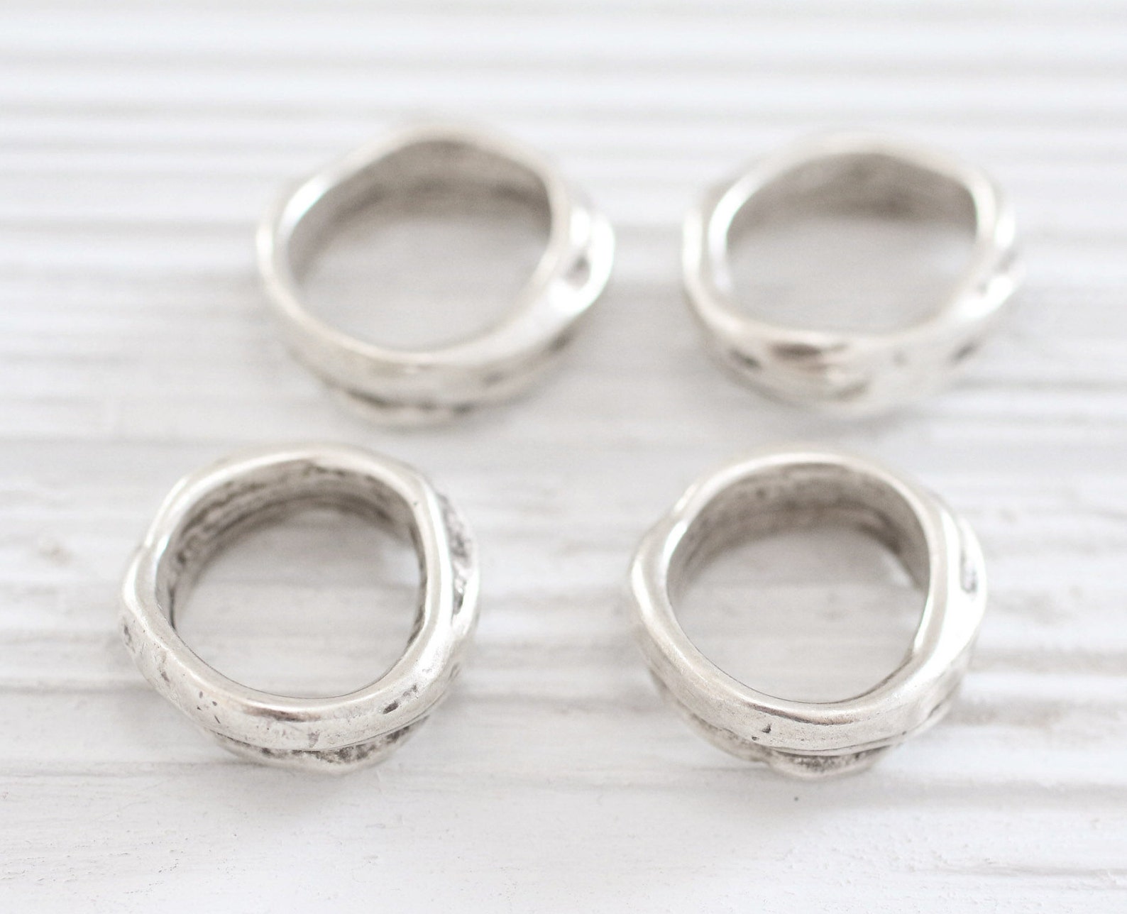 2pc Antique Silver Hammered Jewelry Rings Silver Loop - Etsy