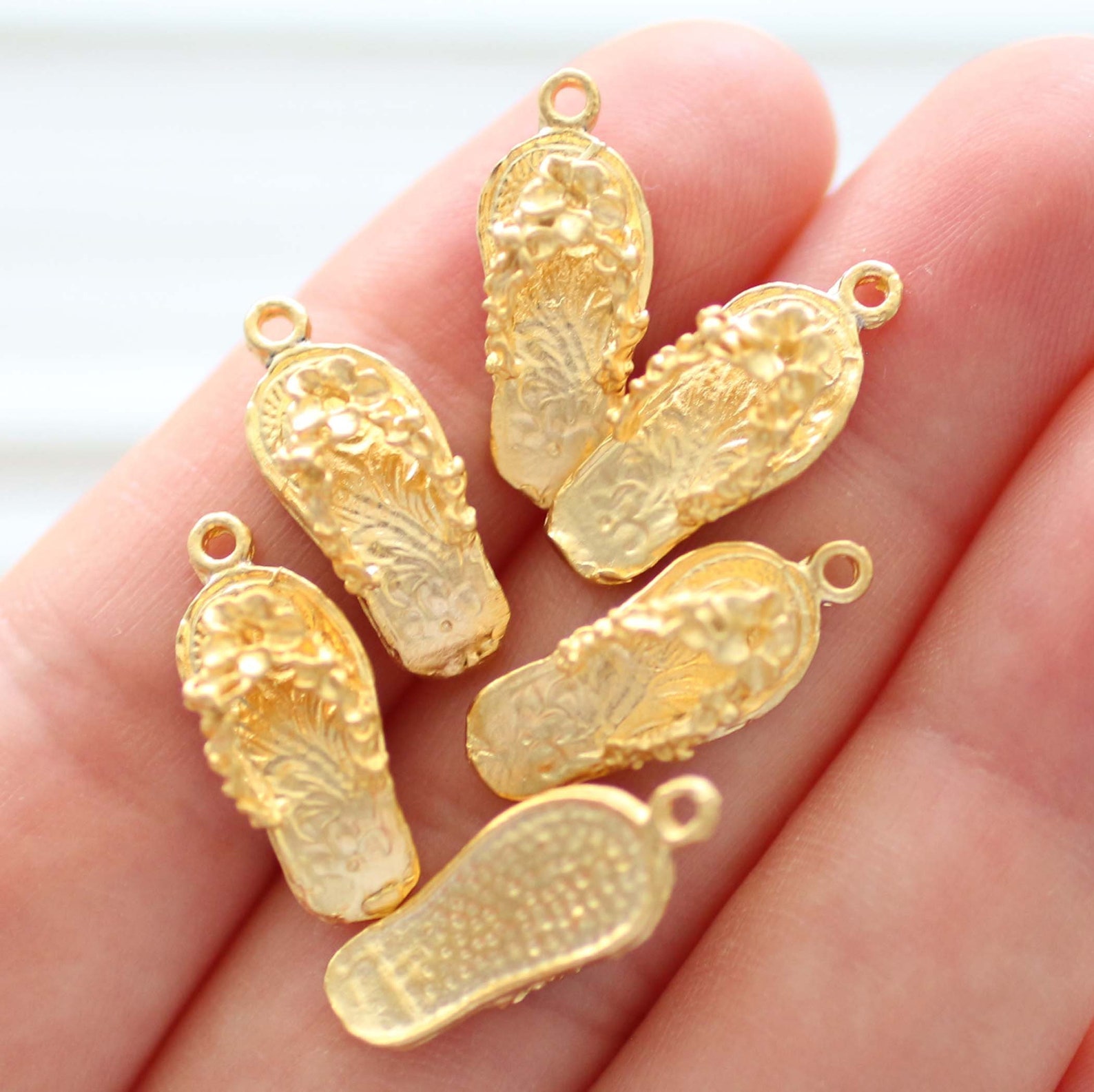 10pc Gold Sandal Charms, Flip Flop Pendant, Earring Charms, Gold Sandal ...