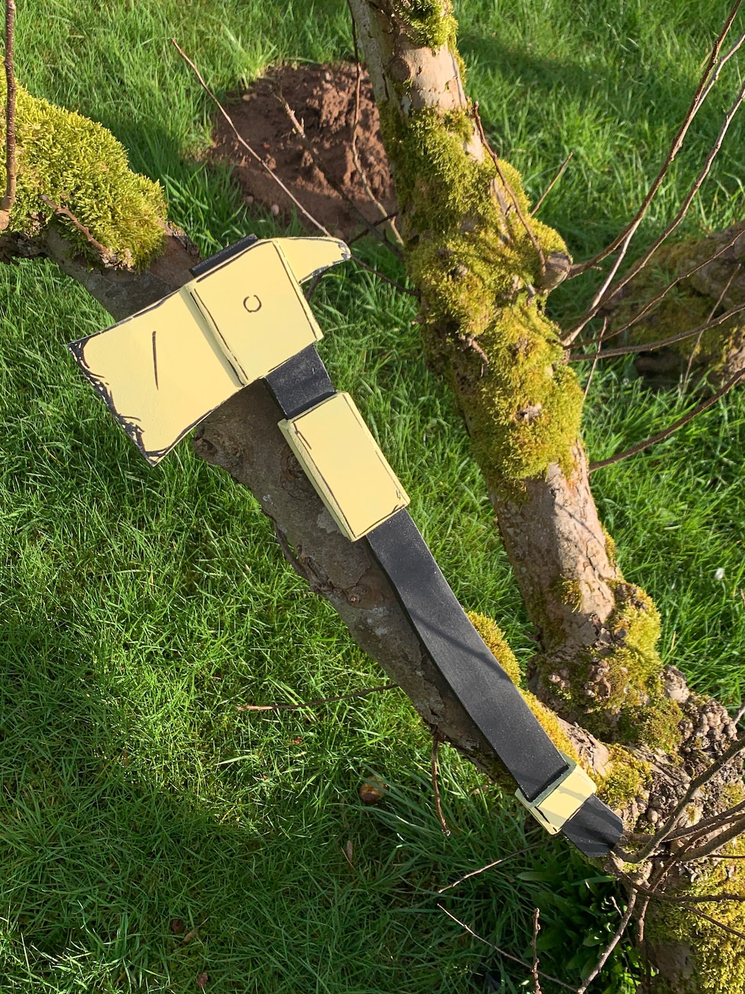 Axe Wooden Cosplay Prop Inspired by the Bendy and the Ink Machine Video ...