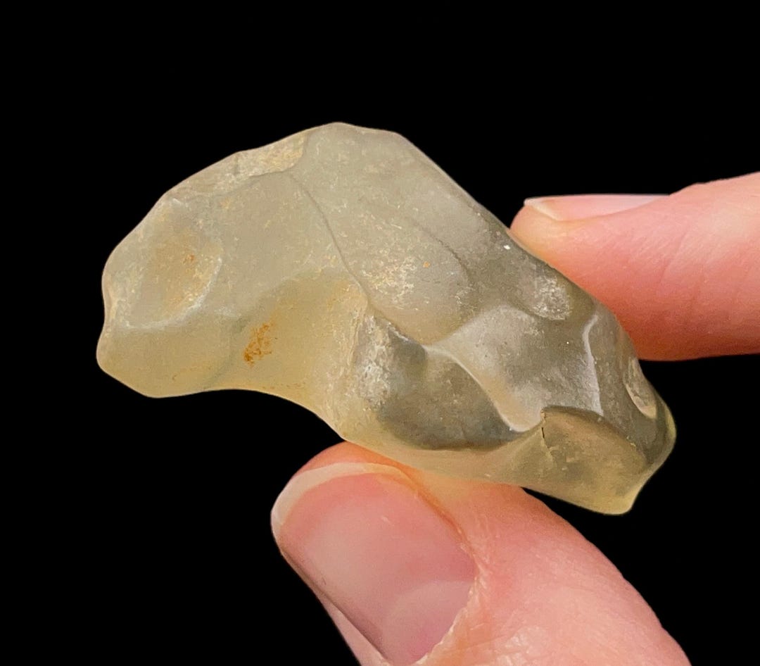 LIBYAN DESERT GLASS, Raw Crystal - Rare, B Grade - Raw Rocks and ...