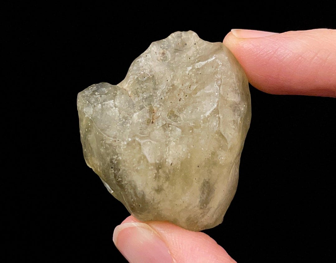 LIBYAN DESERT GLASS, Raw Crystal - Rare, B Grade - Raw Rocks and ...