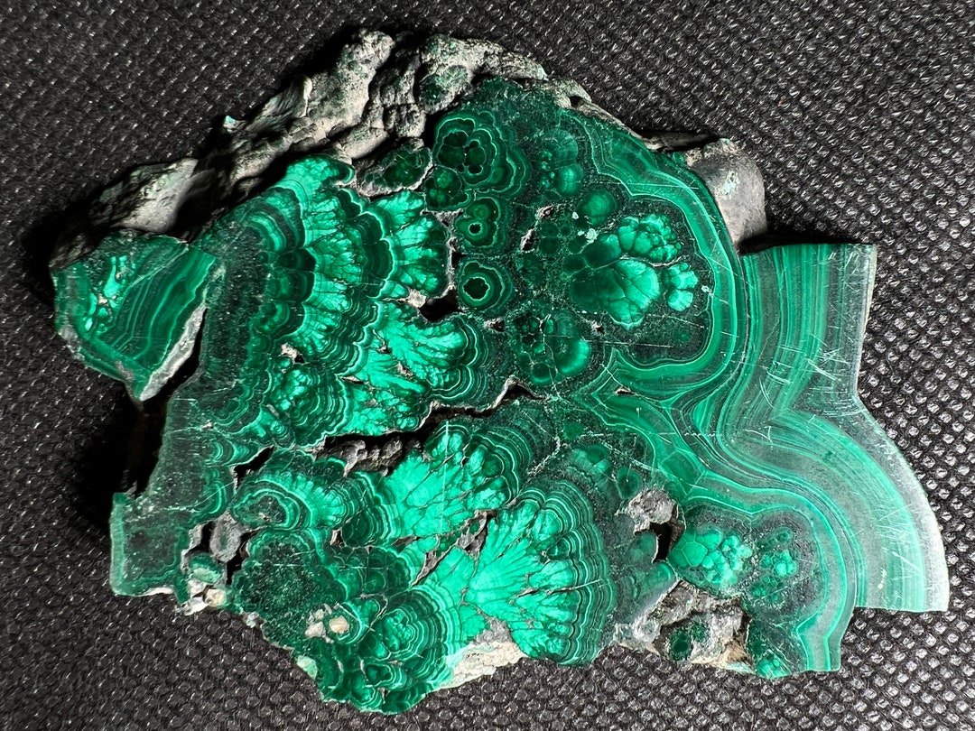 Malachit-Kristallplatte - Grüner Malachit-Stein, Schmuckherstellung ...