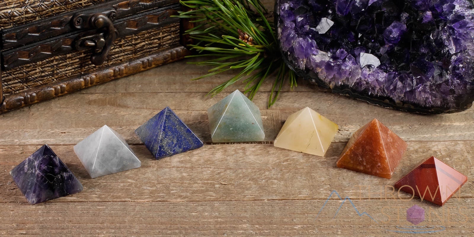Rainbow CHAKRA Crystal Pyramids - chakra Stones, crystal Set, Crystal ...