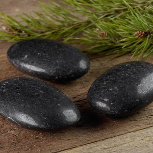 COPPERNITE Crystal Palm Stone - Worry Stone, Self Care, Healing ...