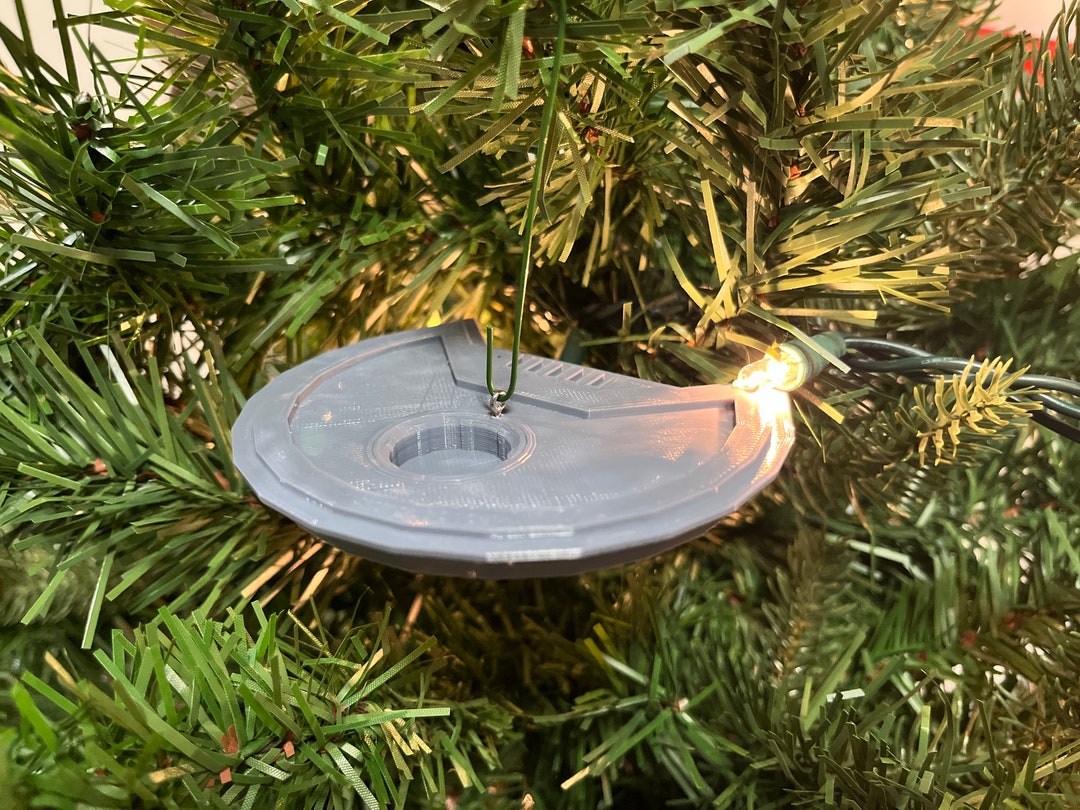 1947 Rhodes UFO Replica Christmas Tree Ornament - Unearth the Mysteries ...