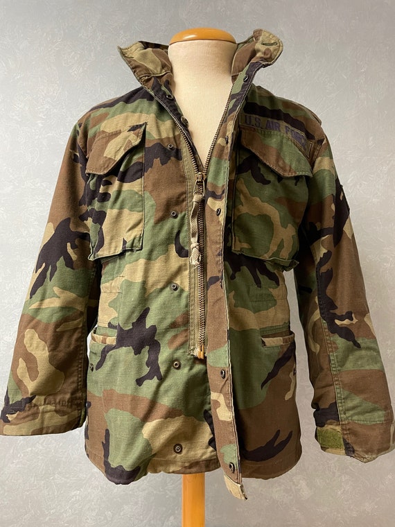 Genuine Army Issue Camouflage Jacket size XS S // Arm… - Gem