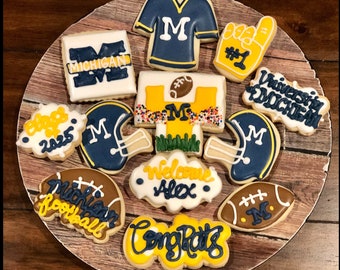 University of Michigan Chocolate Covered/dipped Oreos, U of M Cookies ...