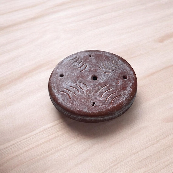 Old African Ethiopian Mursi Tribe Clay lip plate, a l… - Gem