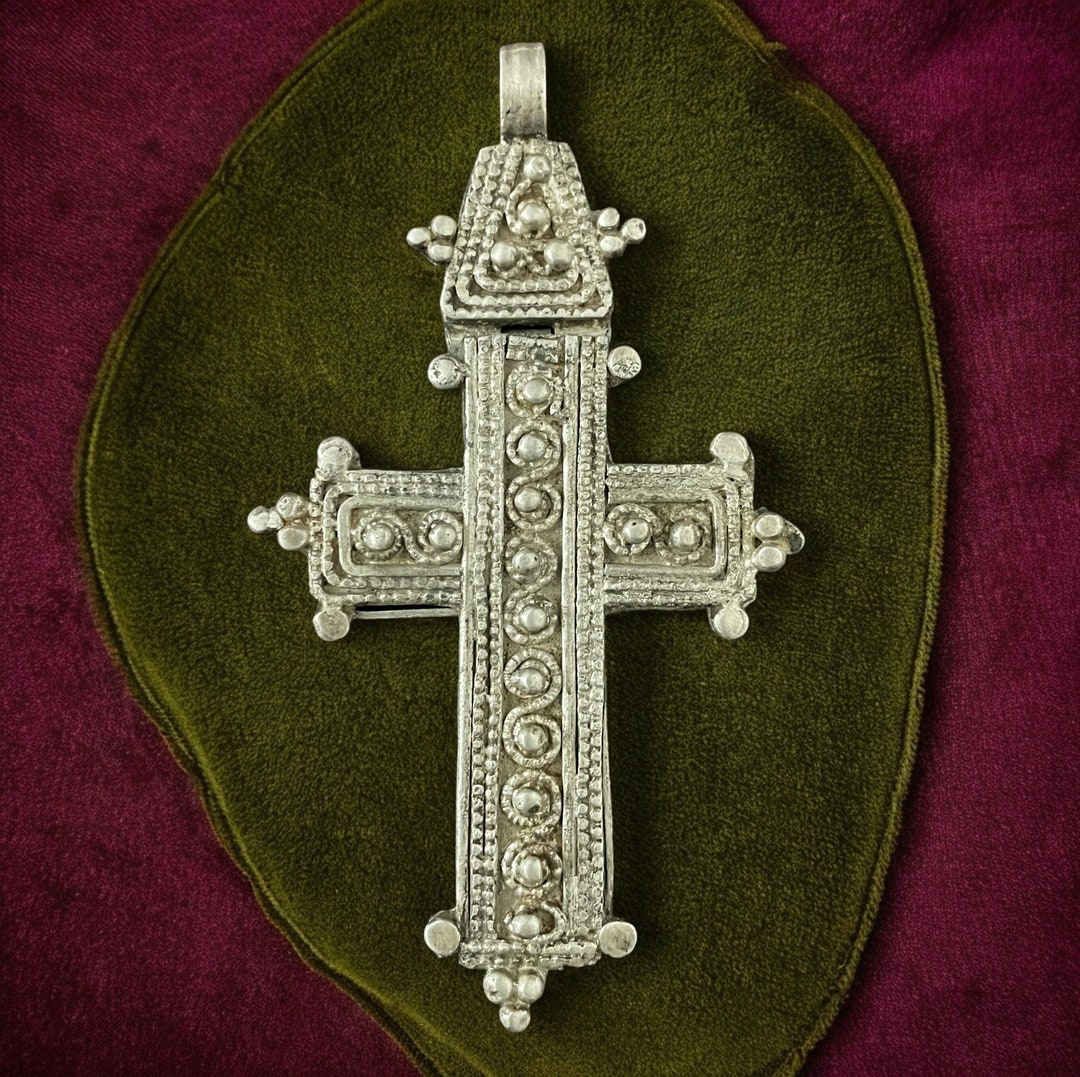 Old Ethiopian Coptic Christian Silver Cross Pendant. Tribal Jewlery ...