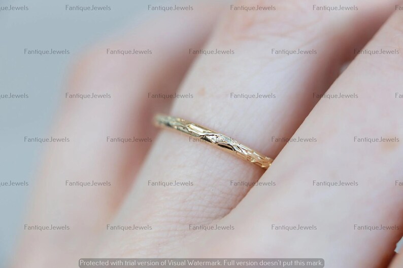 Elegant 14k Gold Crown of Thrones Design Band, 2mm Wide Unisex Ring ...