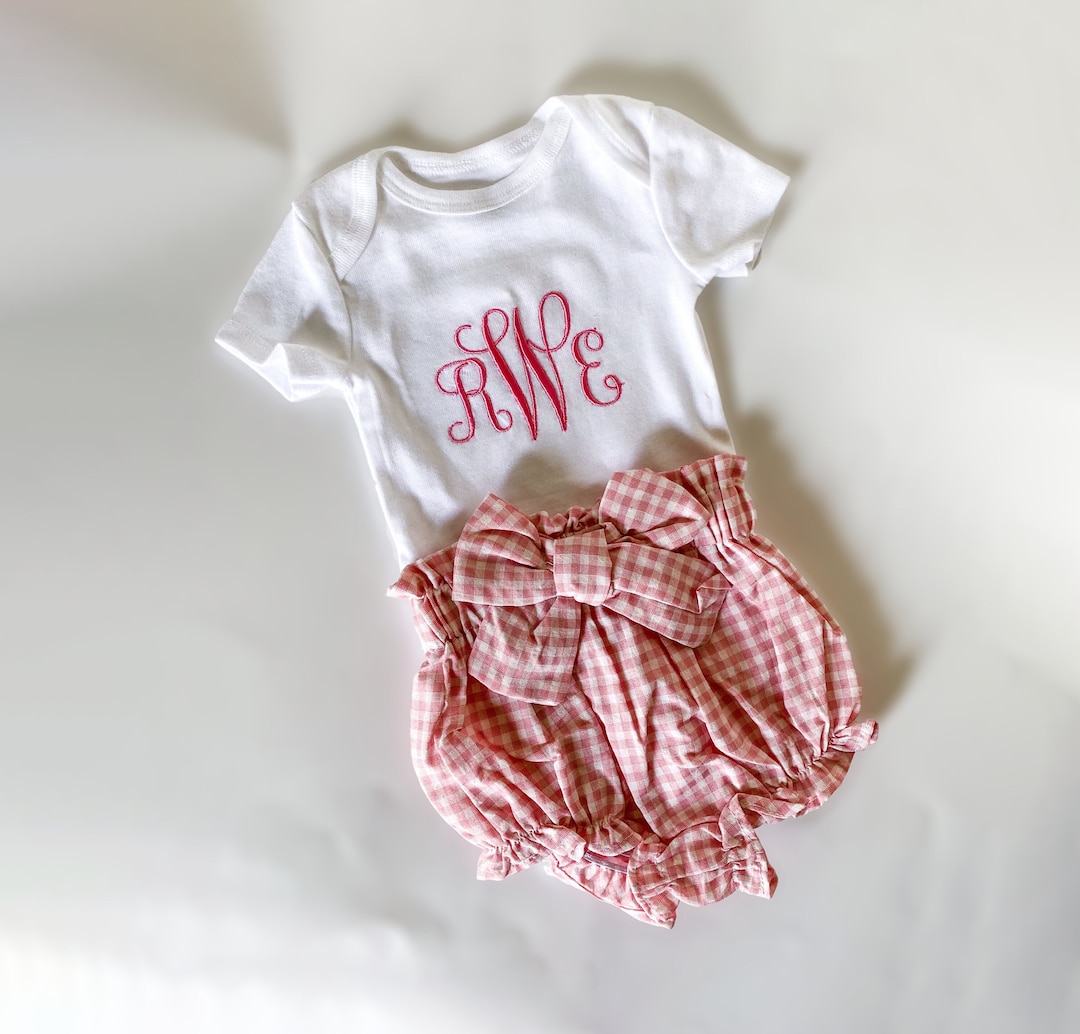 Monogrammed Baby Girl Outfit: Embroidered Onesie & Gingham Shorts - Etsy