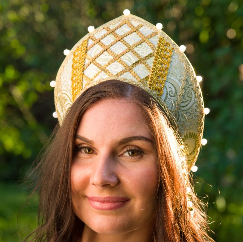 Fabulous traditional Russian hat Kokoshnik Annushka Russian | Etsy