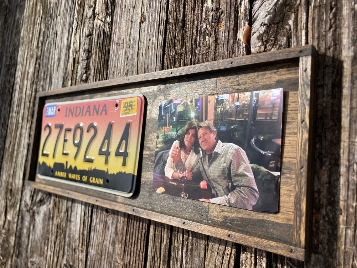 Rustic Custom Frame Display for a License Plate and a 5x7 - Etsy