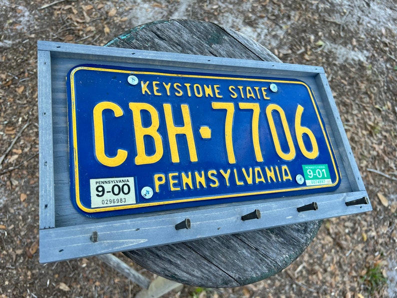 Custom Rustic Empty Wood License Plate Display Frame With Key - Etsy