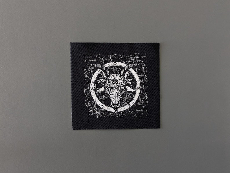 Pentagram Patch: Sew-on Screen Print - DIY Black Fabric Occult Symbol ...