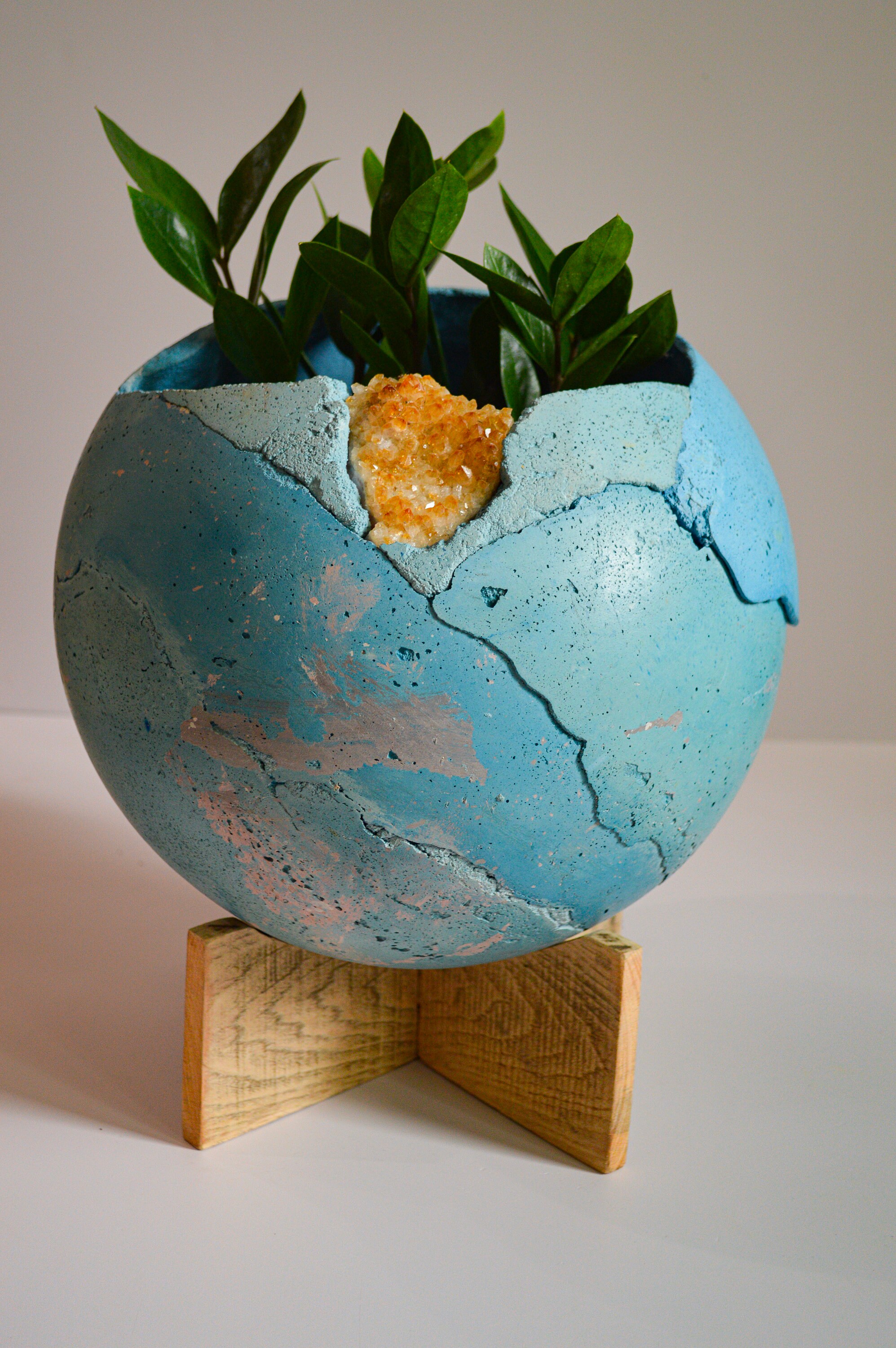Cement Crystal Orb Planter XL - Etsy