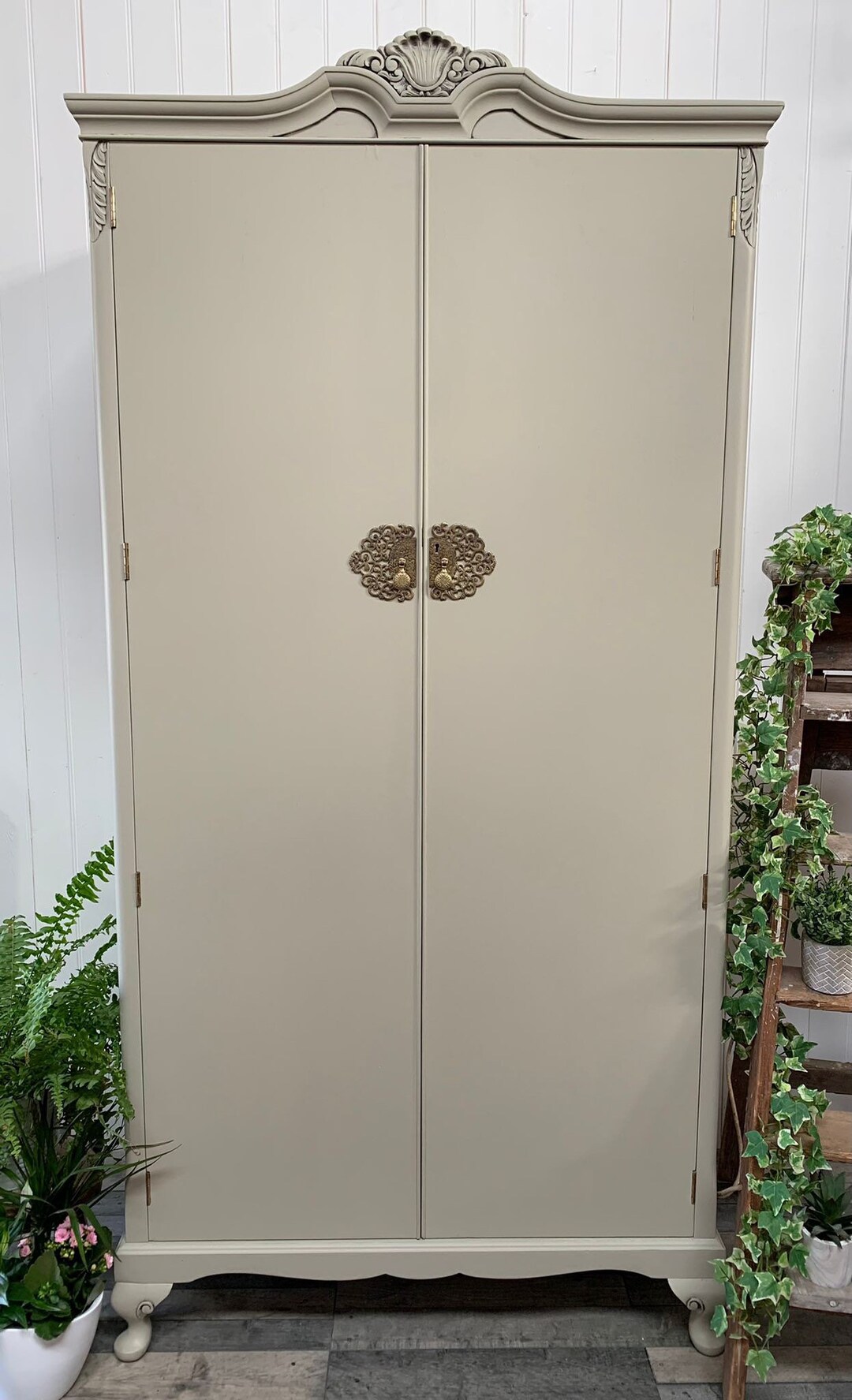 SOLD Custom/bespoke Hand Painted to Order in a Colour of Your Choice ...