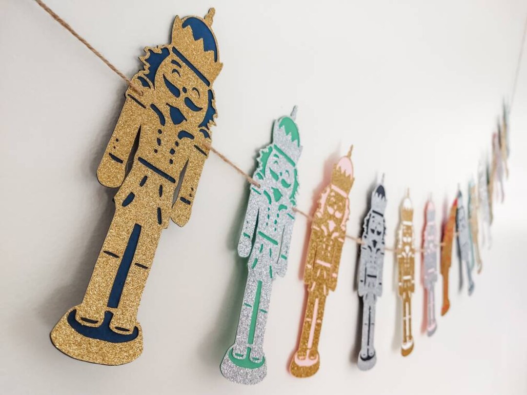 Nutcracker Banner, Nutcracker Garland, Christmas Nutcrackers ...