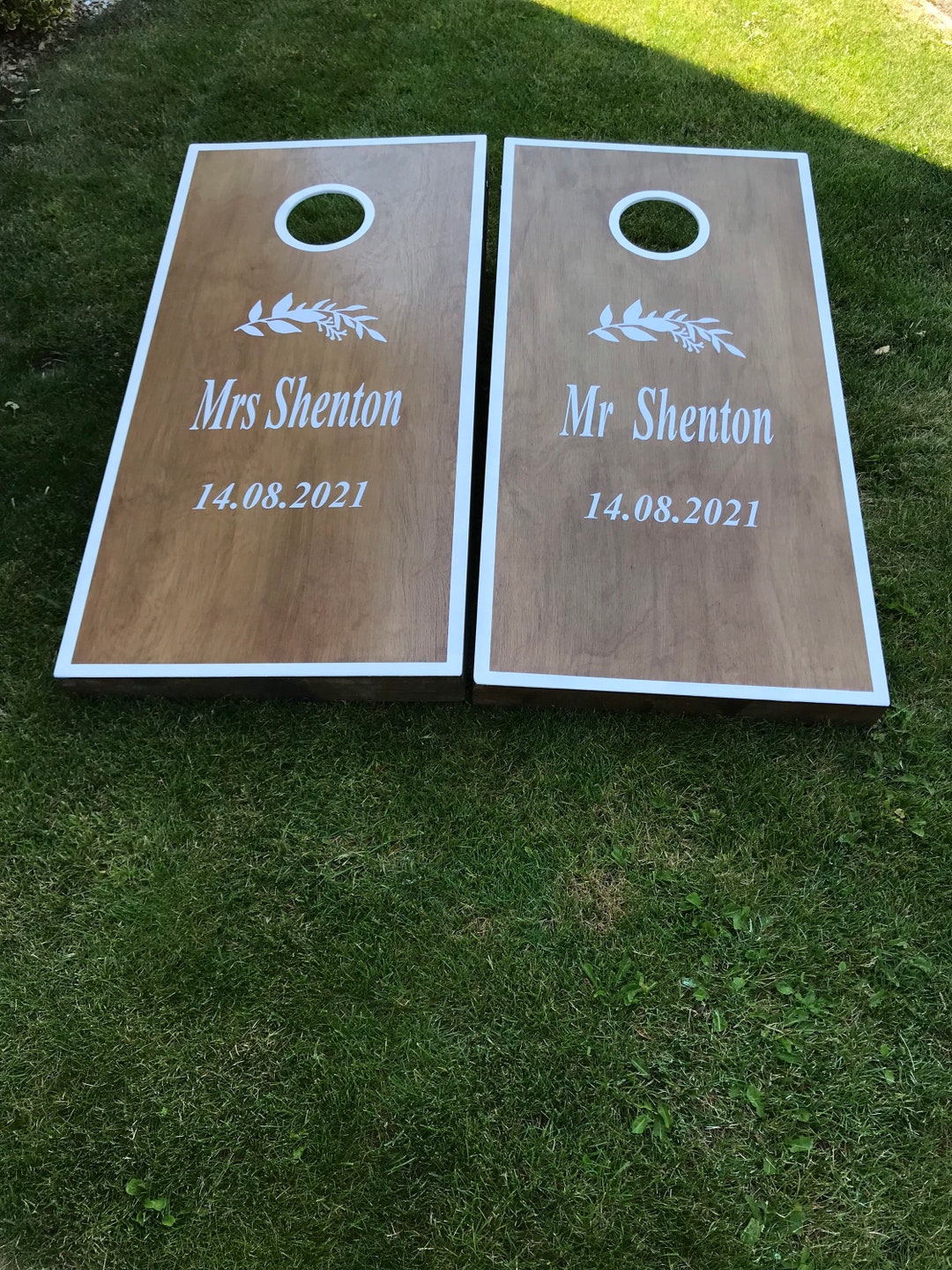 Medium Cornhole –personalised Luxury Stained Wooden Lawn Toss Boards ...