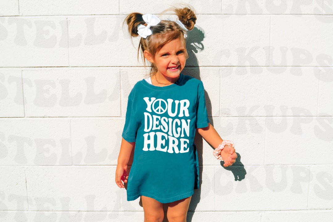 Kids Comfort Colors C9018 Youth Topaz T-shirt Mockup Model Toddler Girl ...