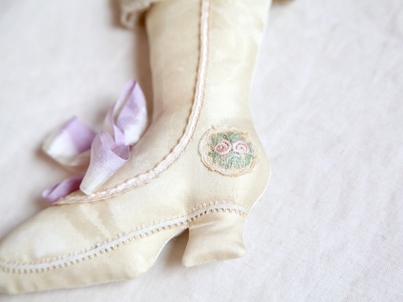 Vintage Handmade Pincushion Boot Pin Cushion Sewing - Etsy