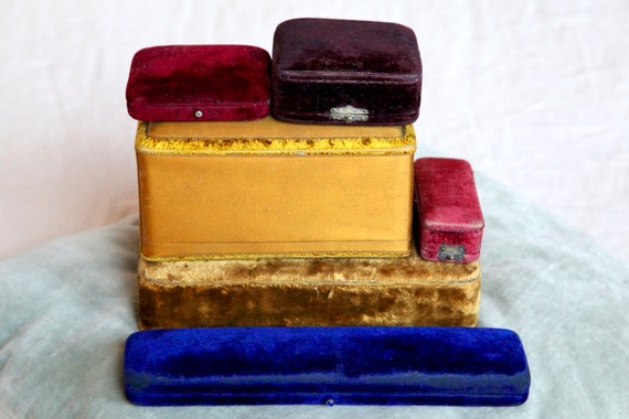 Antique Purple Velvet Jewelry Box, Vintage Velvet Lad… - Gem