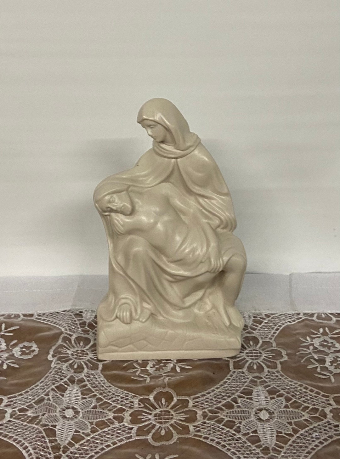 Pieta Statue Hand Painted by Ceramic Artist Helen Siok - Etsy