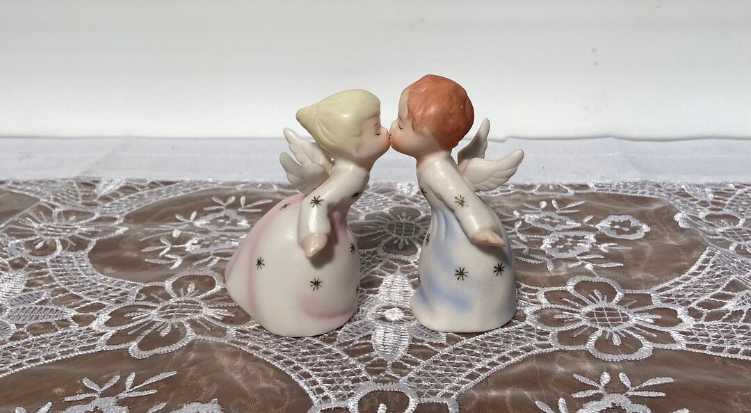 Vintage Ceramic Kissing Angel Figurines Pair of 2 - Etsy