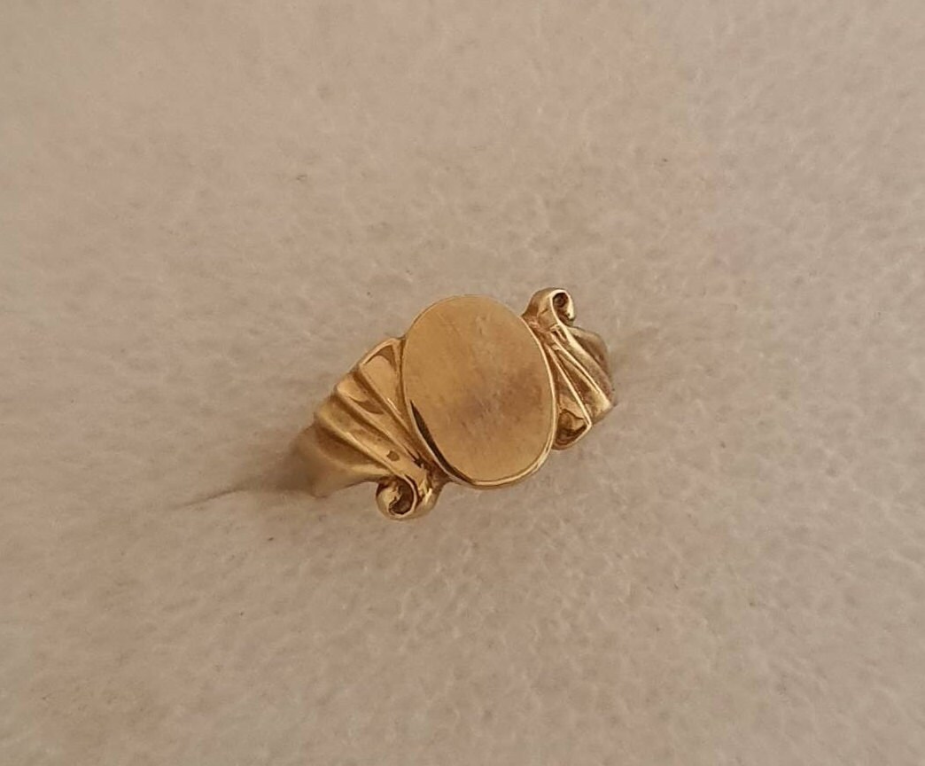 Signet With Side Scrolls Solid Gold Signet 9 Carat Yellow | Etsy
