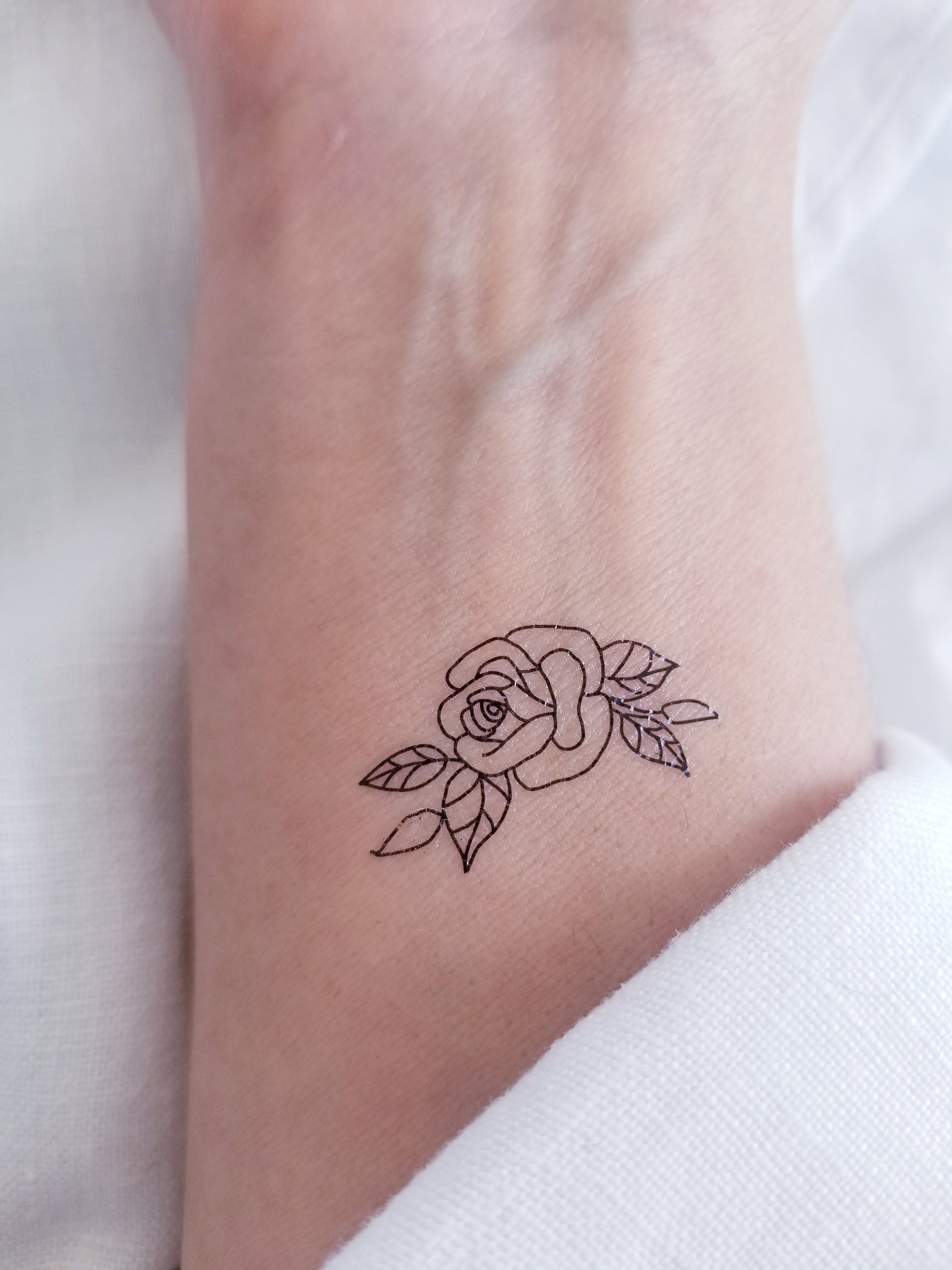 3 Rose Tattoos Outline