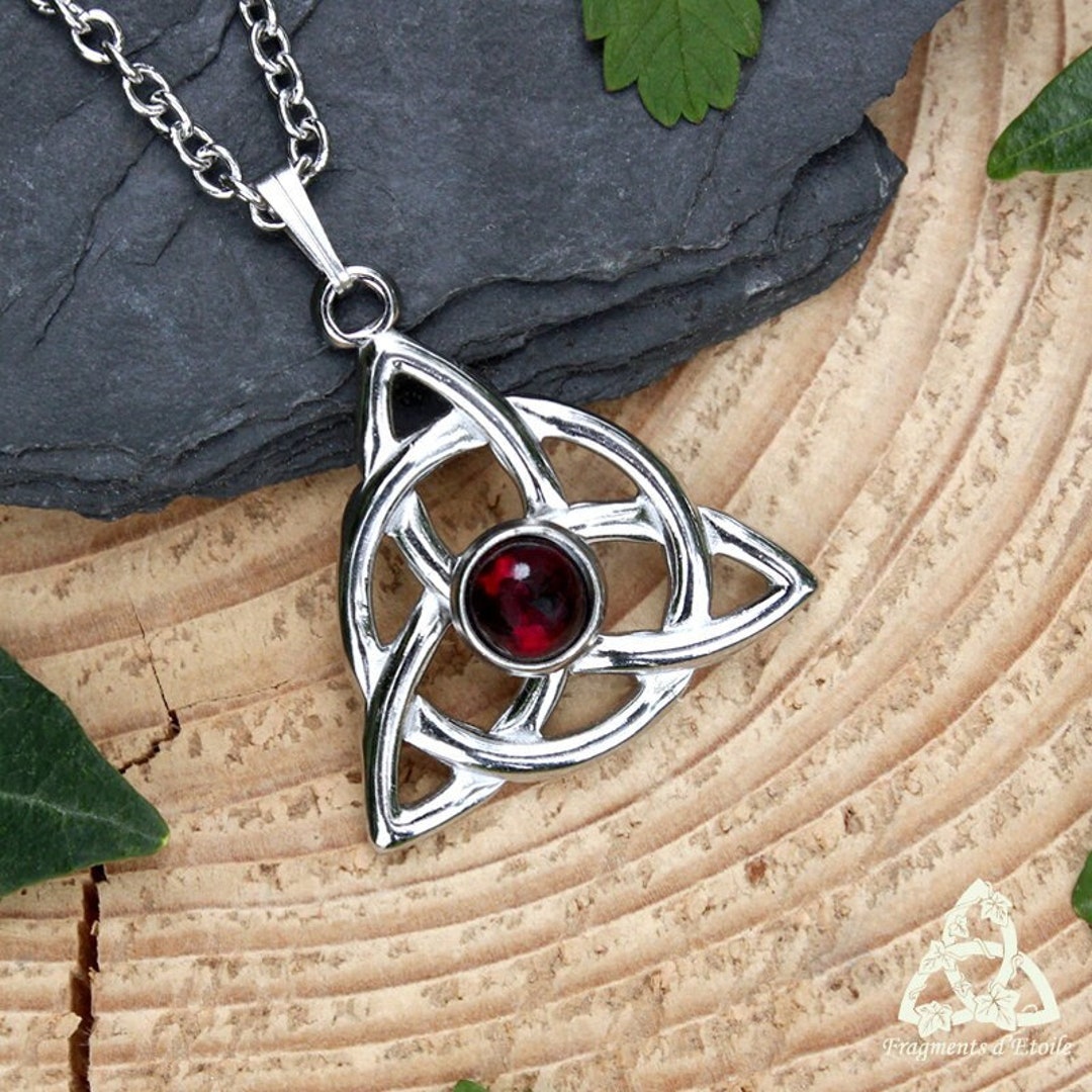 Celtic Triquetra Garnet Necklace, Medieval Interlacing Knot, Dark Red ...