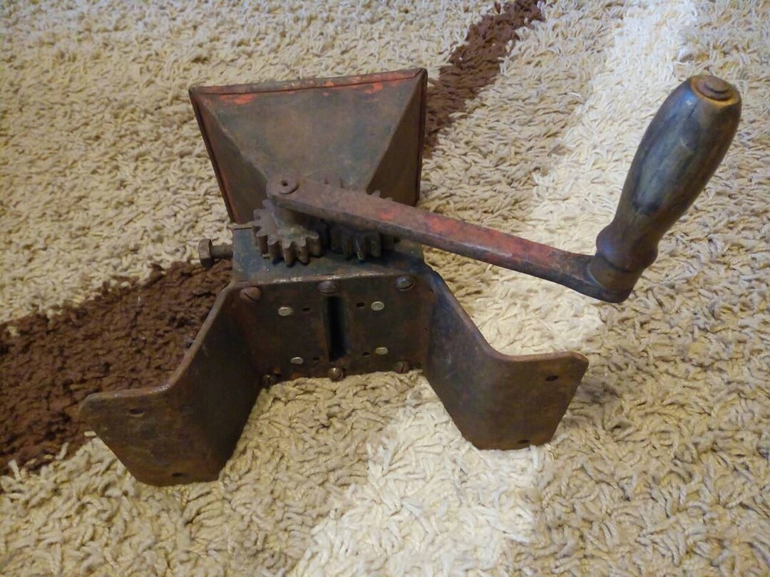 Antique/vintage Cast Iron Grinder Poppy - Etsy