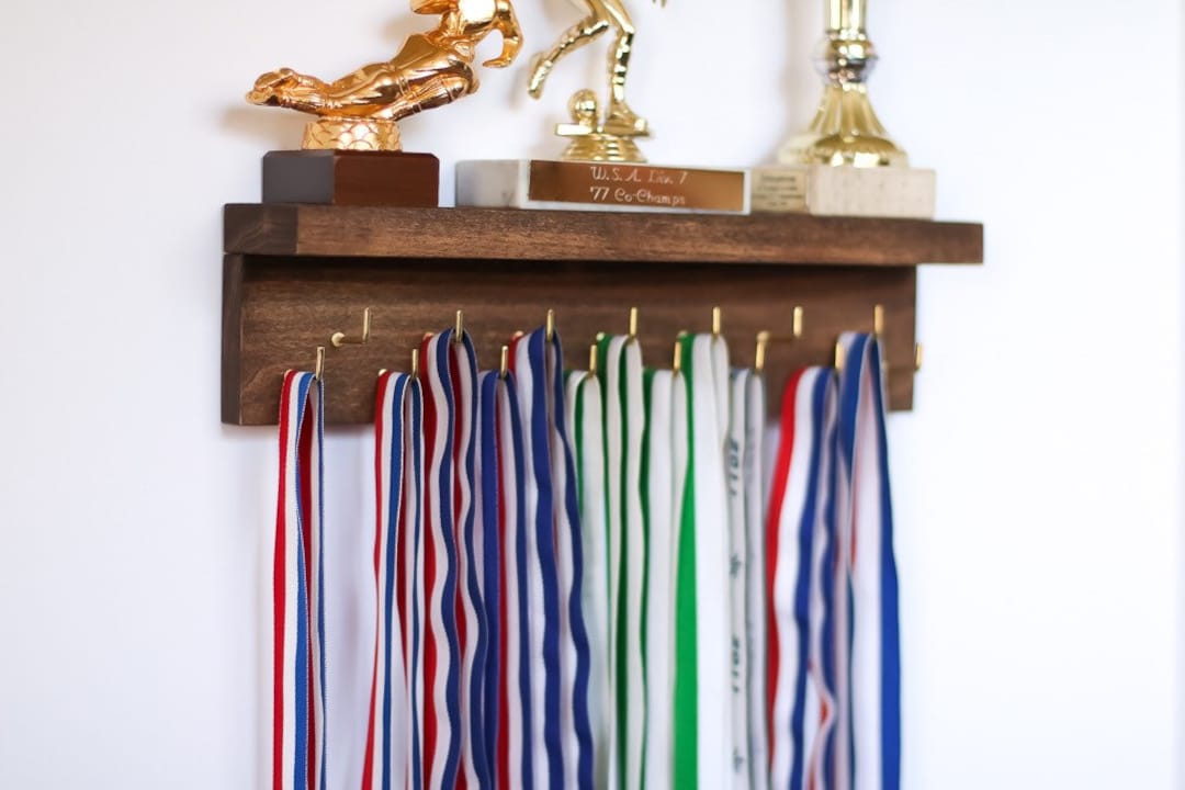 15 or 23 Hooks Dark Walnut Wood Wall Holder With Shelf / Trophy Medal ...