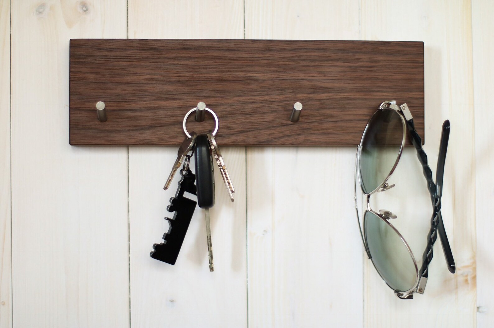 Walnut Oak WOOD Car Keys Holder Unique Organic Wood Wall - Etsy