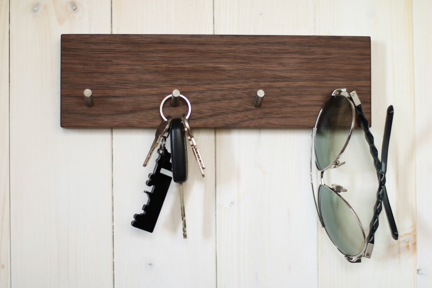 Walnut Oak WOOD Car Keys Holder Unique Organic Wood Wall - Etsy
