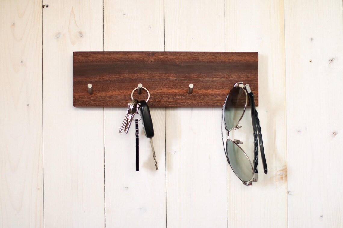 Walnut Oak WOOD Car Keys Holder Unique Organic Wood Wall - Etsy